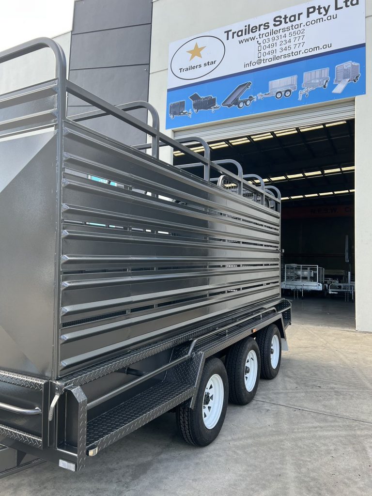 14x6 Tri-Axle Cattle Crate With Centre Divider 4500kg - Trailers Star